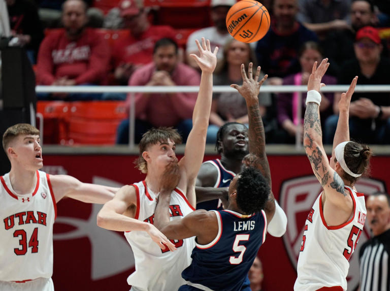 Utah Mens Basketball Runs Out Of Gas In Triple Overtime Thriller