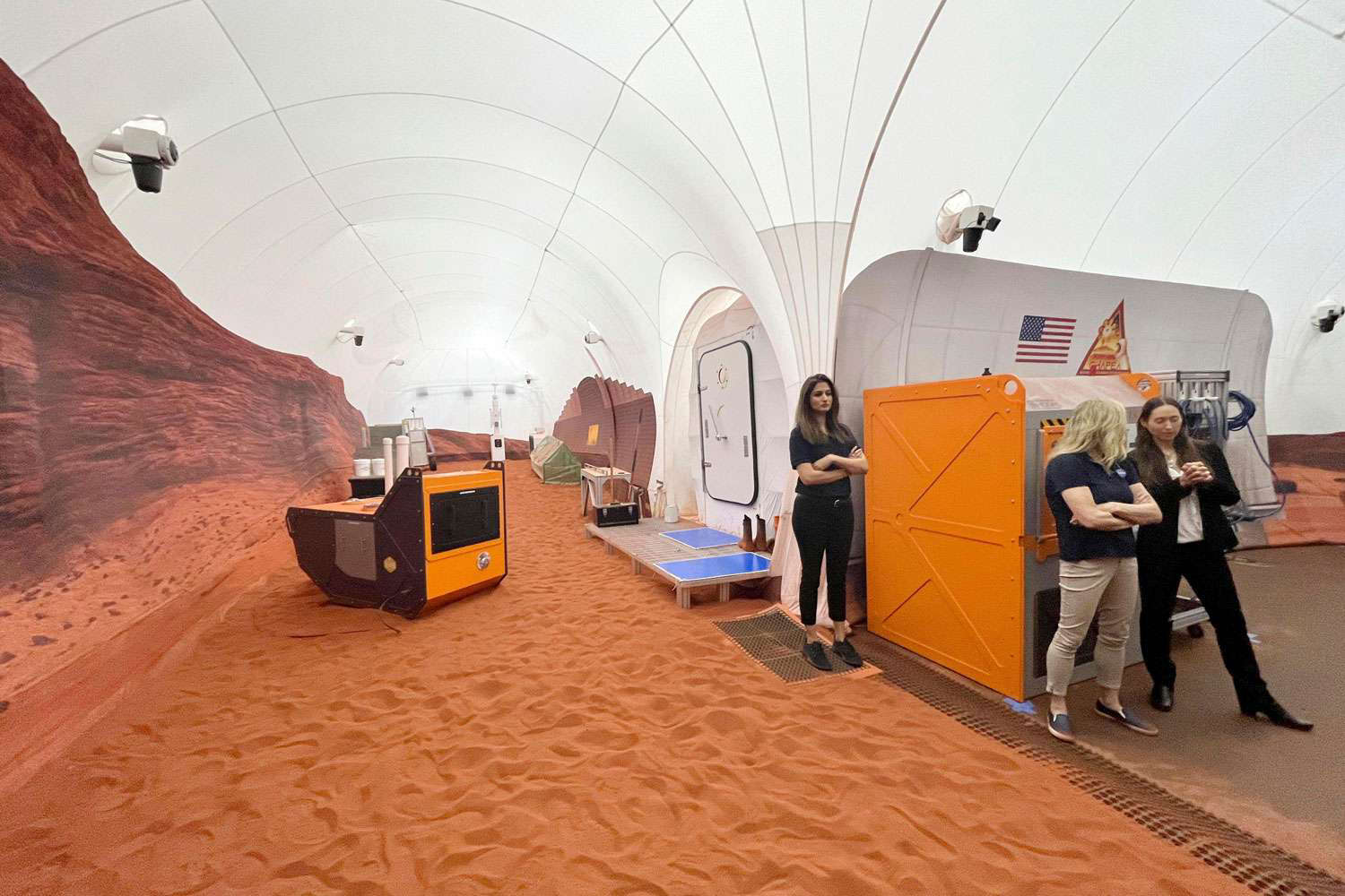 Nasa Seeks Volunteers For Second Mars Simulation Mission — But There