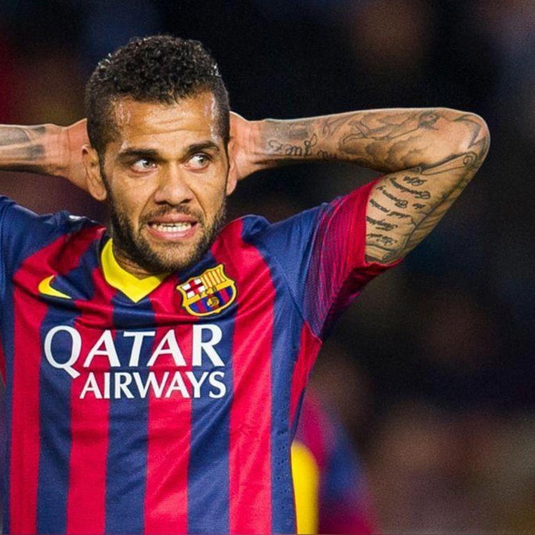 Laliga Fc Barcelona Deja Fuera A Dani Alves De Su Lista De Leyendas