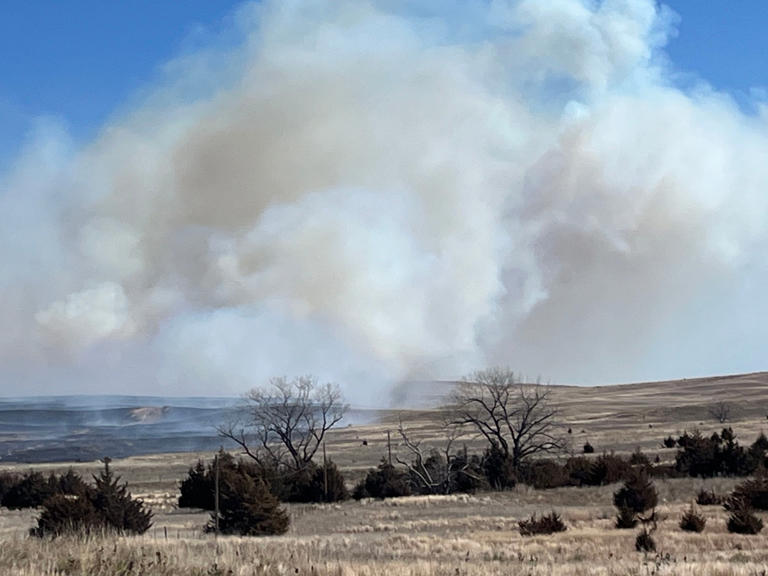 Large Grass Fire North Of North Platte Prompts Evacuation Warning