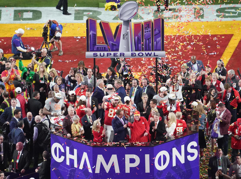 Love Is In The Air Chiefs To Celebrate Super Bowl 58 Title With Parade