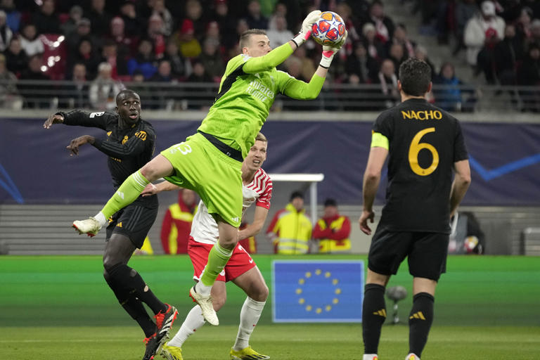 Lunin Emula A Courtois Y Se Consagra En La Champions