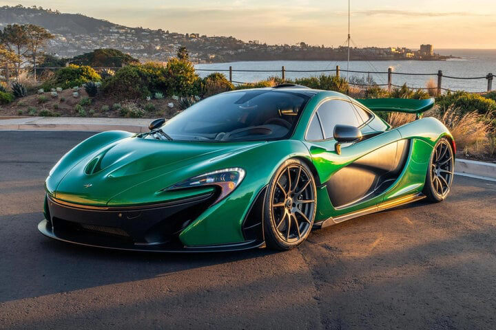 Pin Của Siêu Xe Mclaren P1 Bằng Giá Một Chiếc Porsche 911