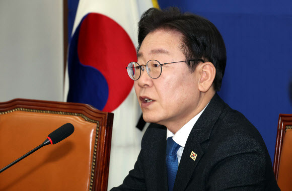 이재명 “반성하지 않는 윤석열 정권 저지 한국 다시 일으켜 세우겠다”