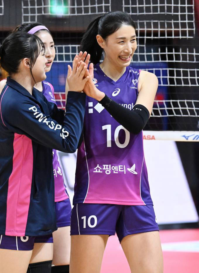 ‘김연경 타임흥국생명 우승 희망 이은 ‘에이스의 품격 V리그