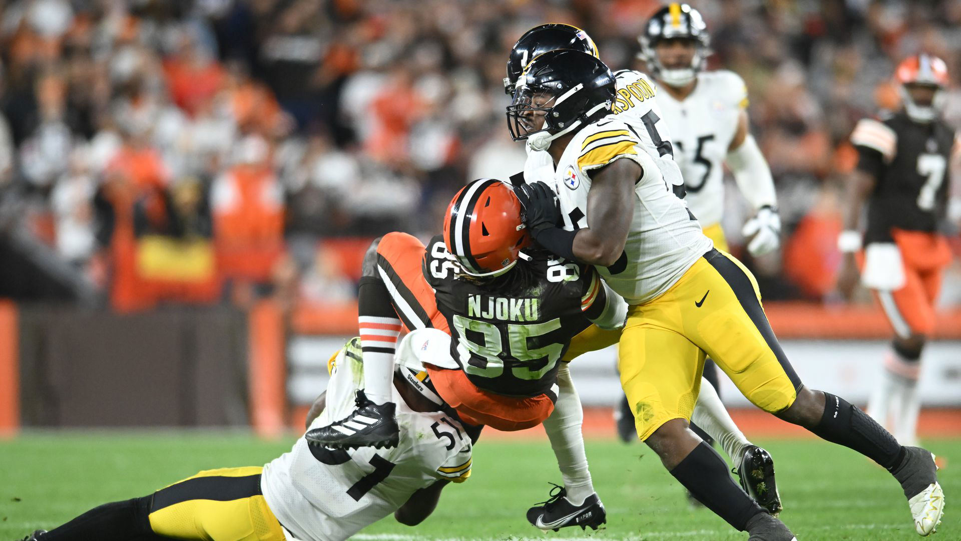 Report Browns Sign Former Steelers 1st Round Pick