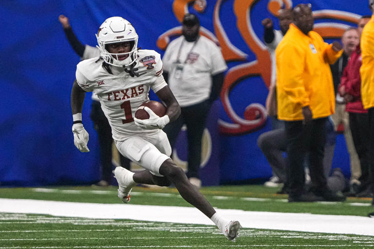 Xavier Worthy Breaks 40 Yard Dash Record Social Media Reacts To Texas