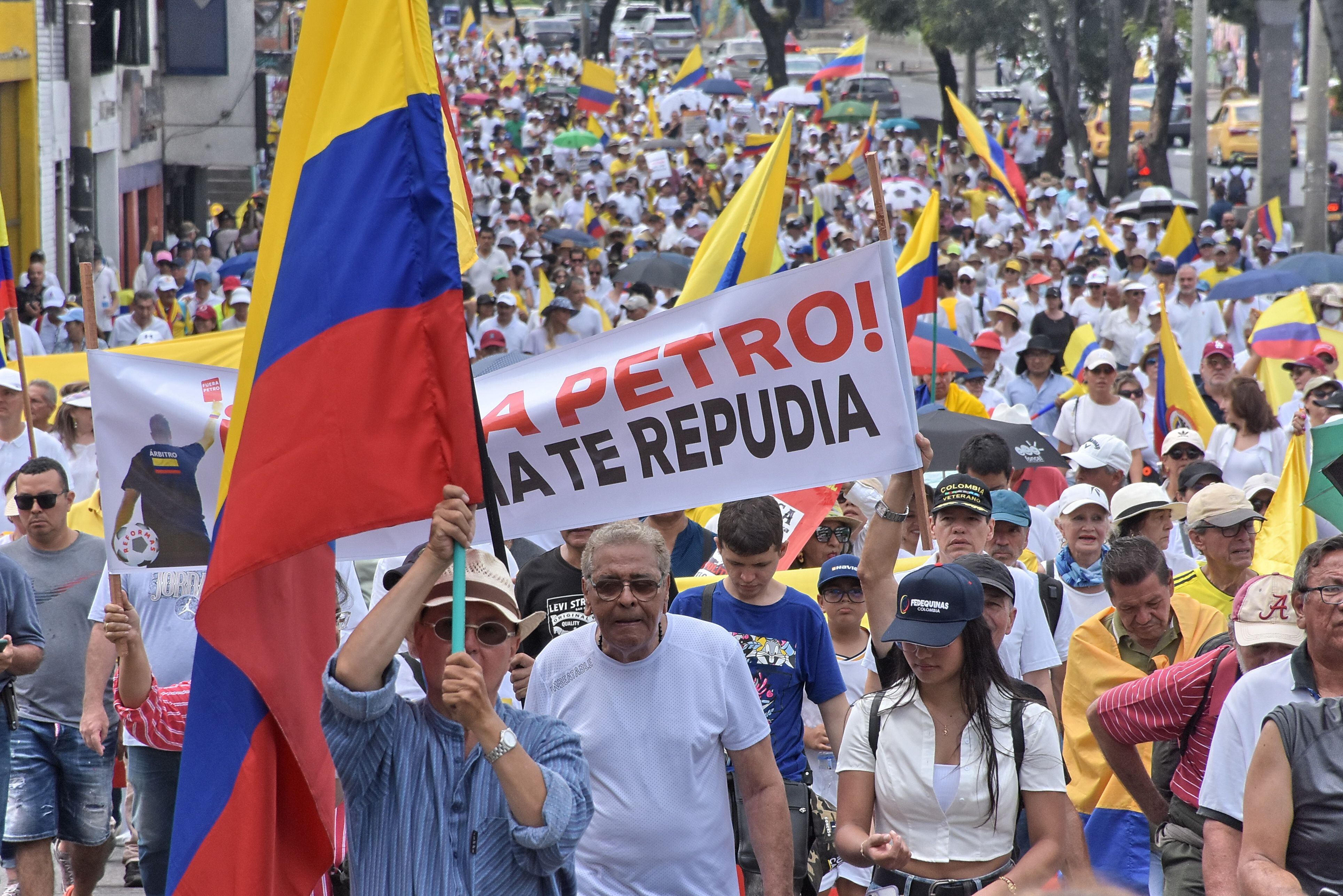 Marchas Del 21 De Abril Contra El Gobierno Petro Horarios Y Puntos De