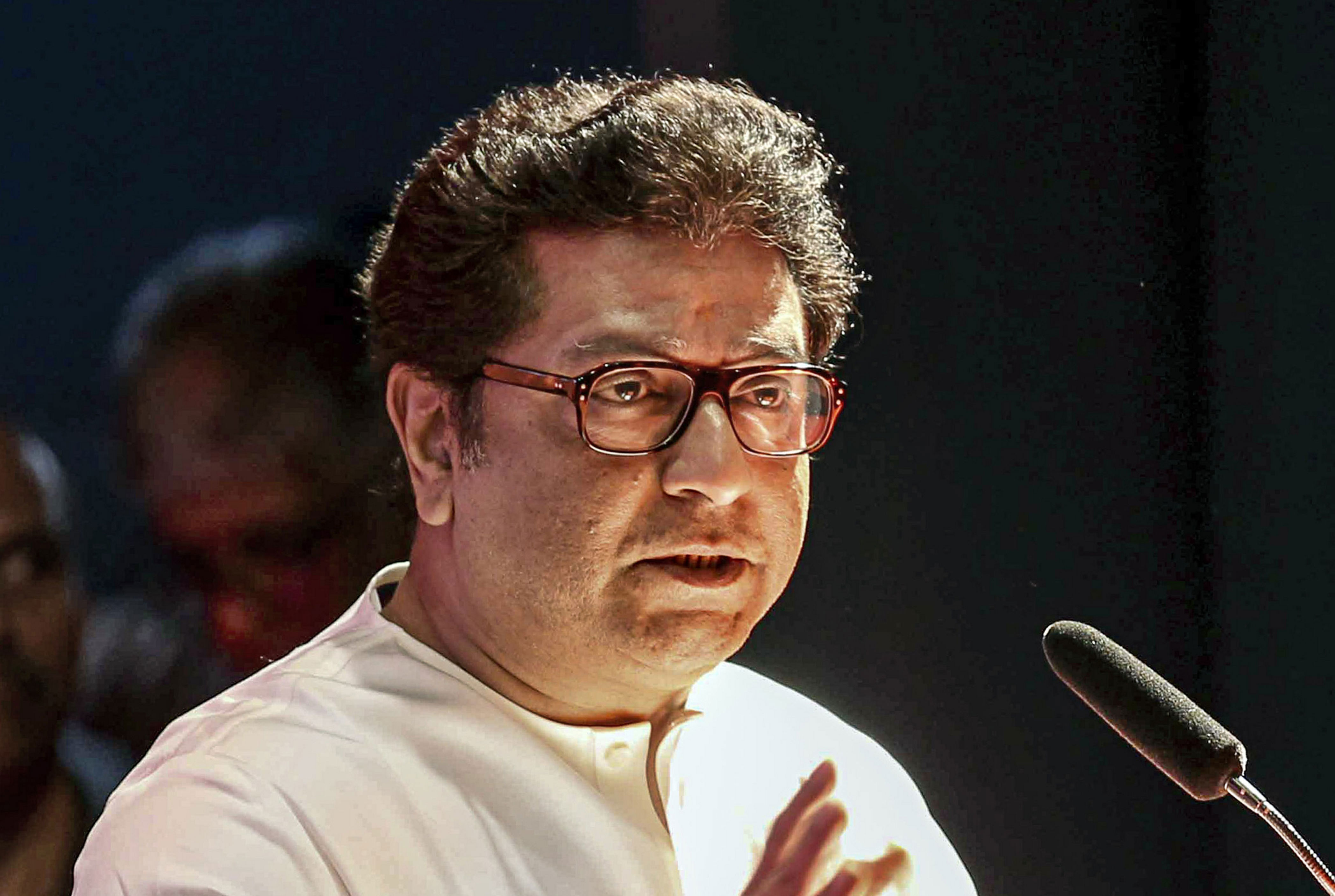 Mns Chief Raj Thackeray Offers Prayers At Nashiks Shree Kalaram Temple