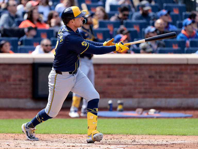 Brewers 11 Orioles 5 Rhys Hoskins Jake Bauers Homer As The Red Hot