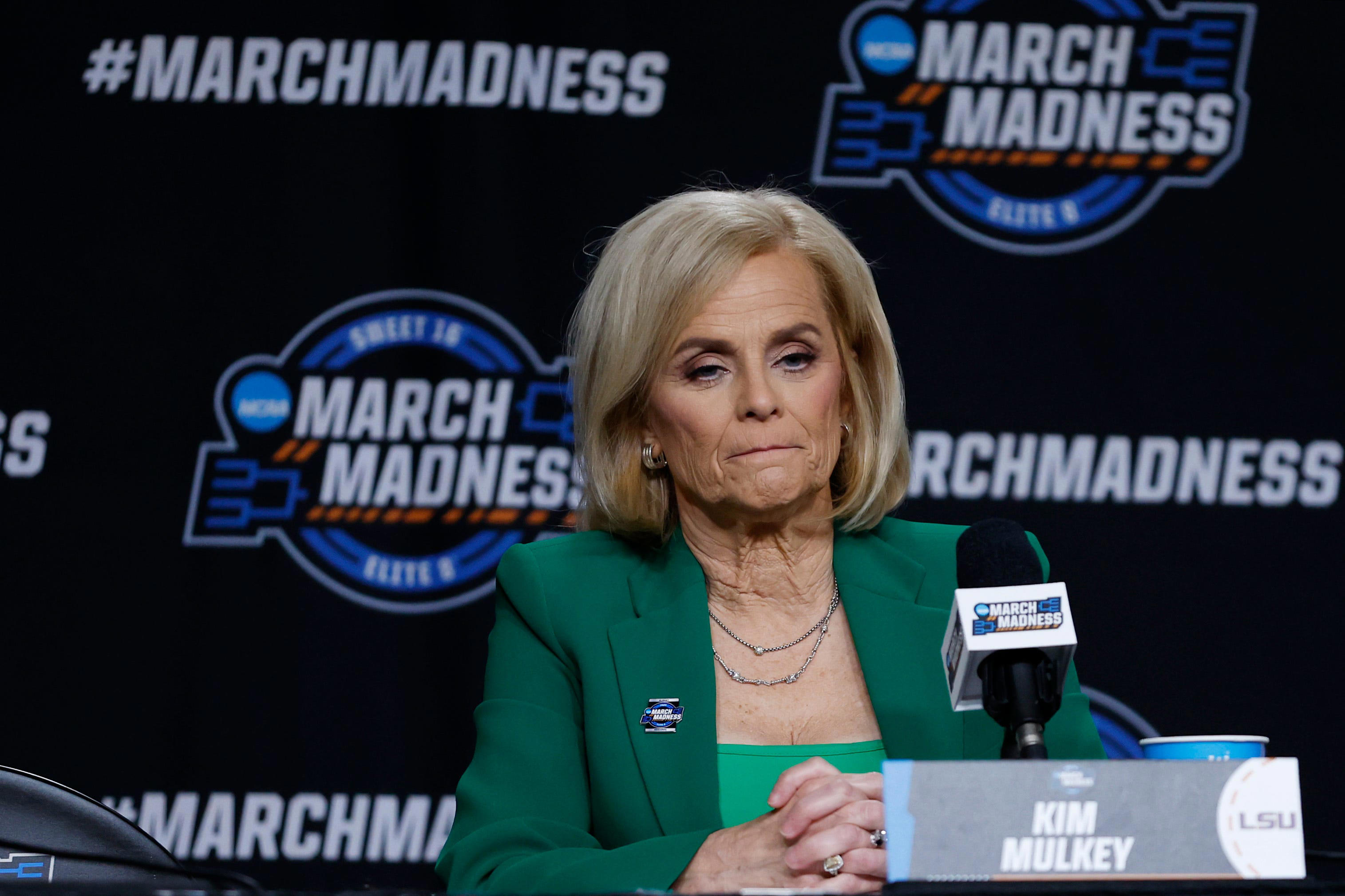 Lsus Kim Mulkey Reveals Postgame Comments To Iowas Caitlin Clark I