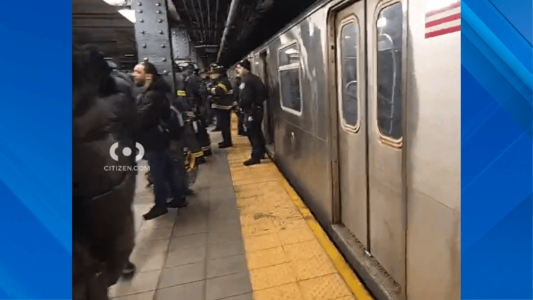 Man Fatally Pushed Onto Subway Tracks In East Harlem Nypd