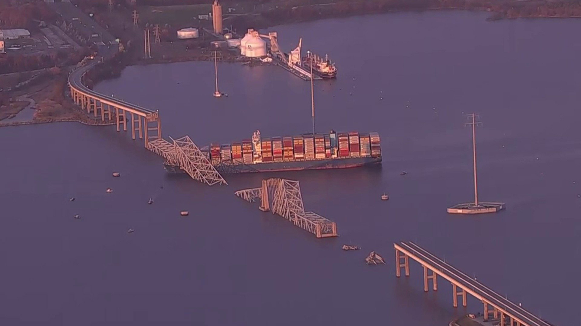 Rescue Operation Underway After Baltimores Key Bridge Collapses