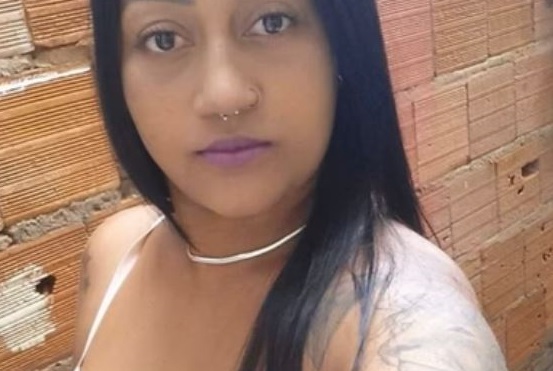 Jovem Morre Após Ser Atingida Por Garrafadas Em Briga Com Outra Mulher