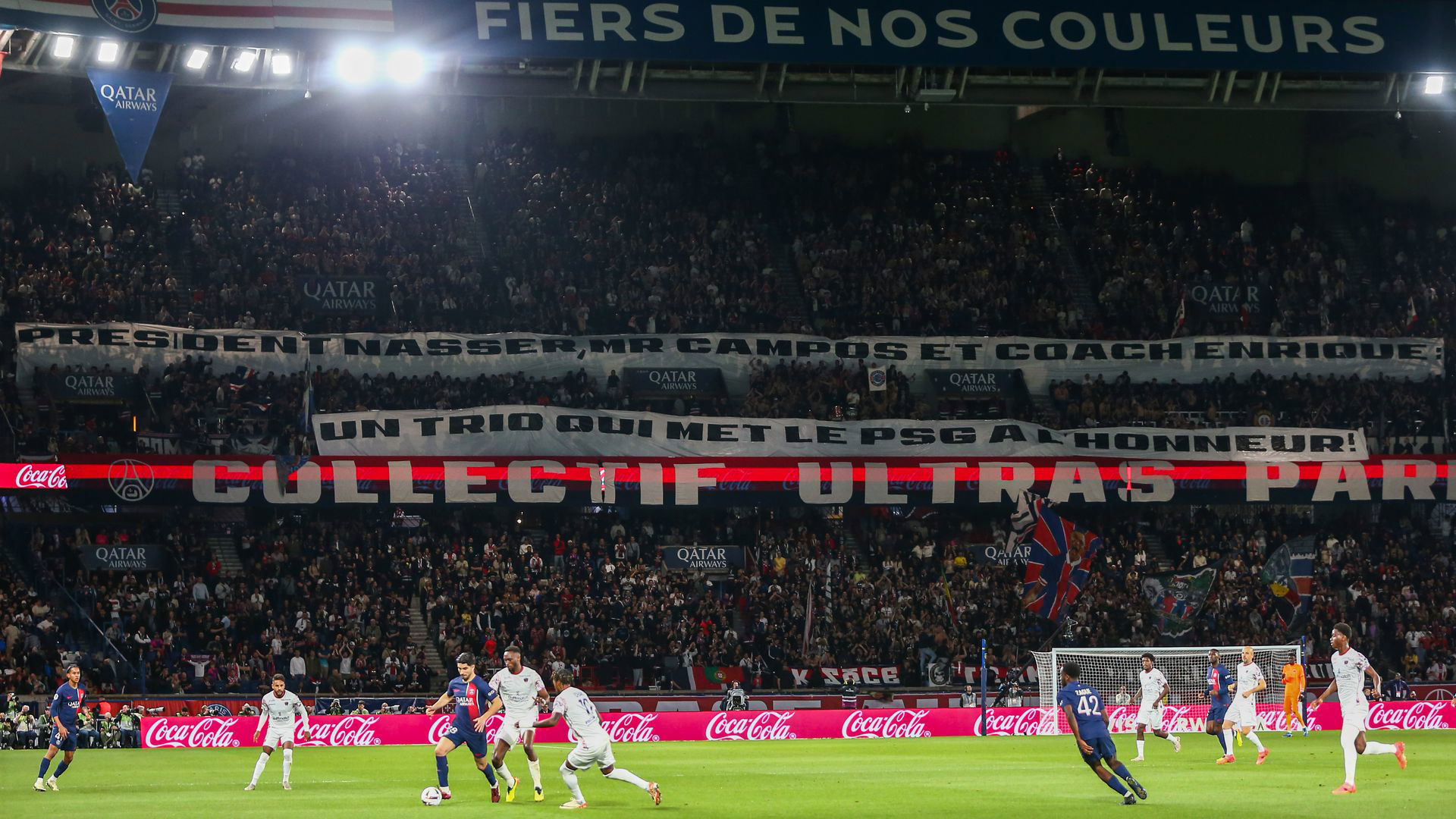 Psg Ultras Send Out Message To ‘despicable Barcelona