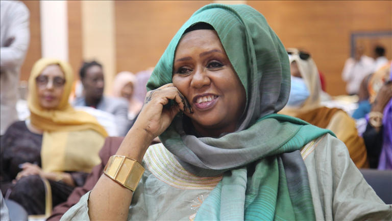 Meet Somalias First Female Minister Challenging Railas Au Bid