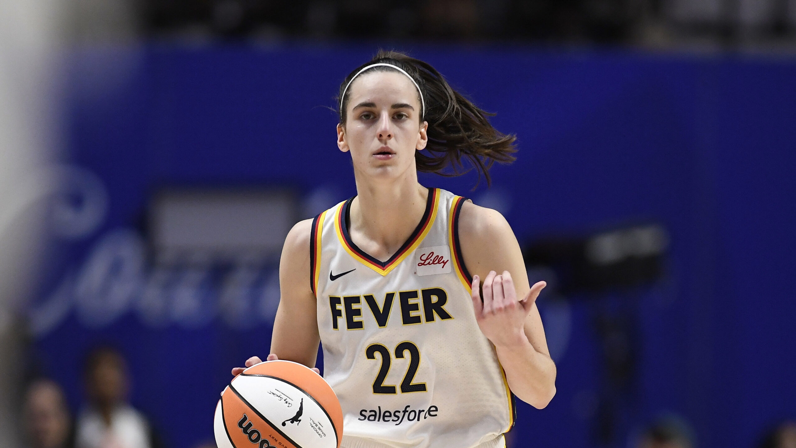 Caitlin Clark Struggles In Wnba Debut Defeat