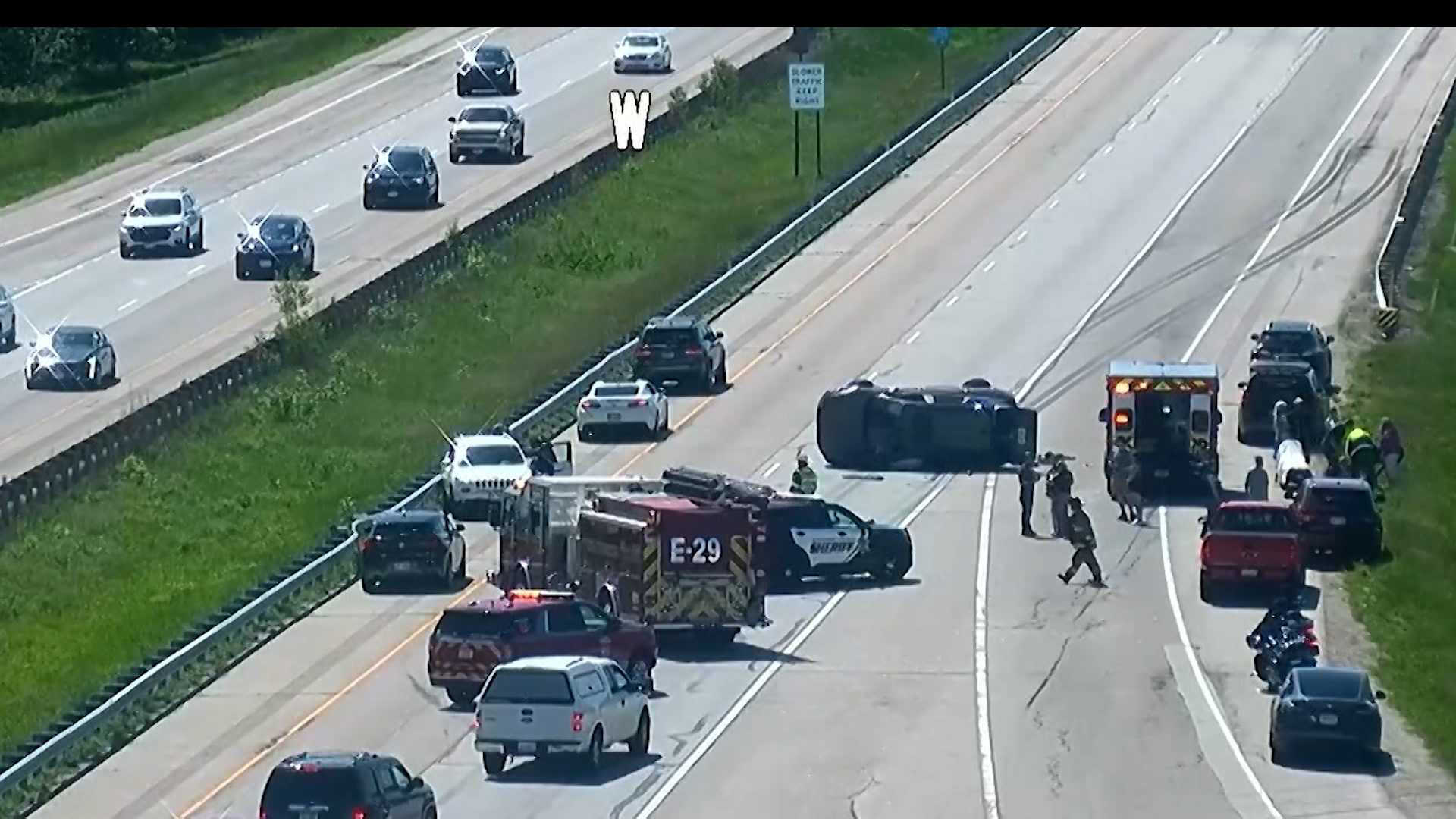 2 People Taken To The Hospital After Waukesha County Crash On I 94 West