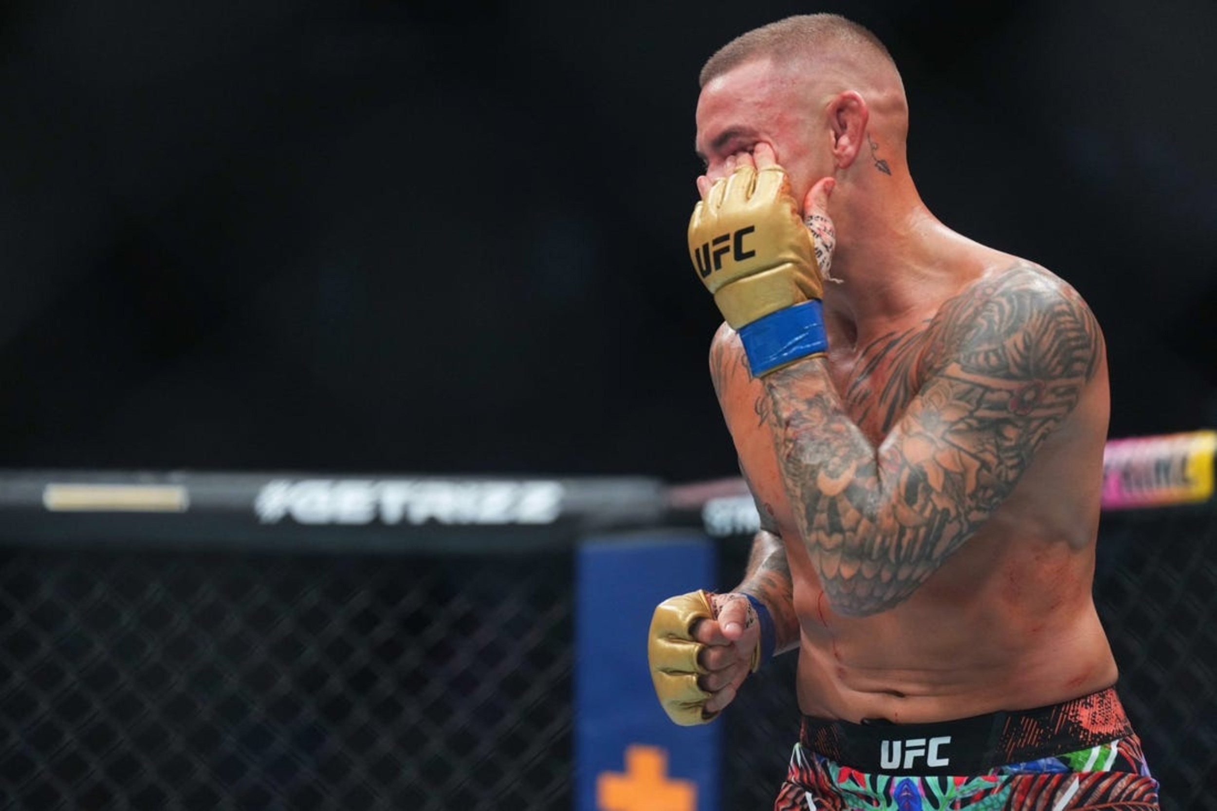 Dustin Poirier Suffered Broken Nose Rib Acl Injury Vs Islam Makhachev