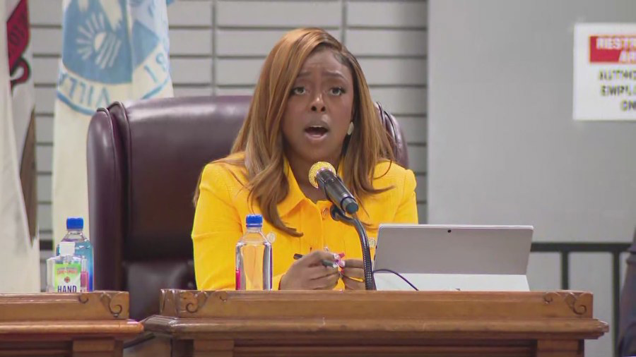 Dolton Trustees Override Henyards Veto Of Lightfoot Investigation