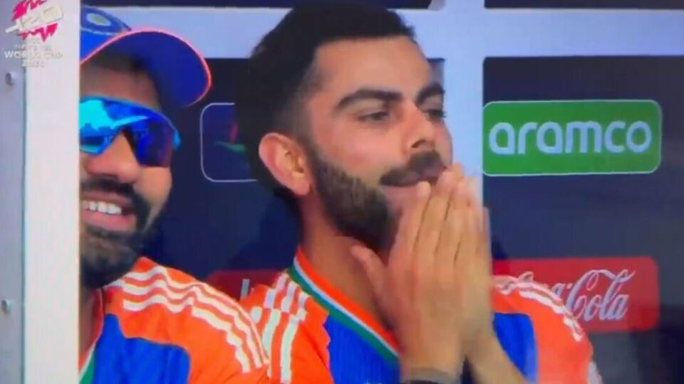 Watch Virat Kohli Rohit Sharma Burst Into Laughter As Pakistan