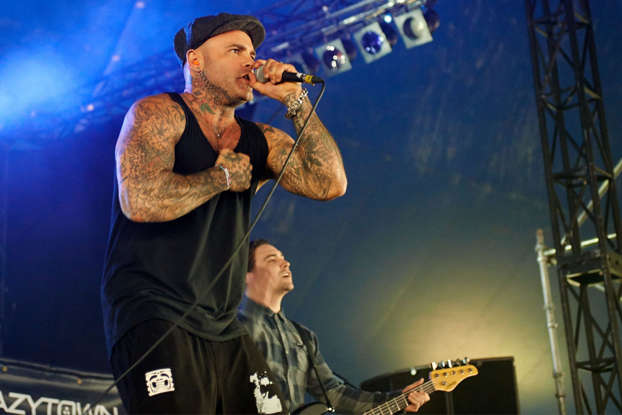 Revelada La Causa De La Muerte De Shifty Shellshock Cantante De Crazy