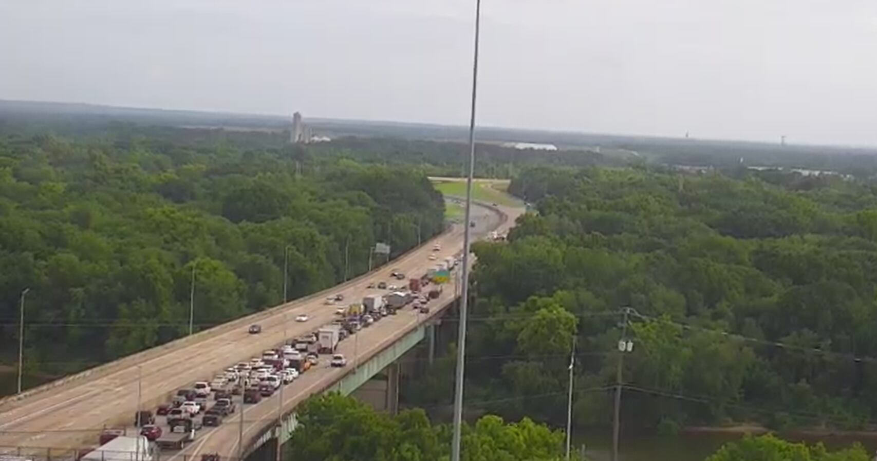 Major Crash Blocking Lanes On I 65 North In Montgomery Now Cleared