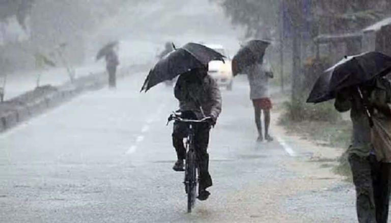 Imd Issues Red Alert To 8 Districts In Karnataka As Heavy Rainfall