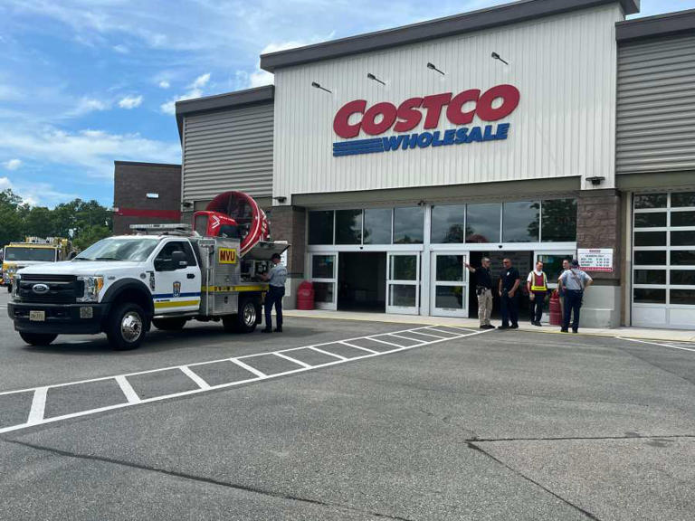 Chesterfield Costco Evacuated After Around 1000 Pounds Of Freon Leaks