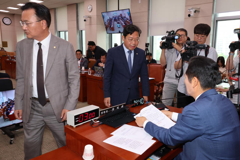 野 대통령비서실장·검찰총장 ‘탄핵 청문회 증인 추가 채택