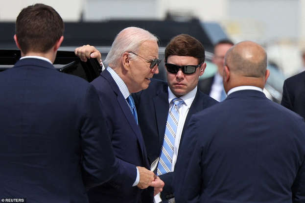 Moment Furious Us Senators Chase Down Secret Service Director At Rnc