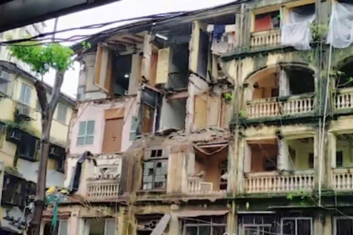 Woman Killed 3 Injured After Balcony Collapse Of Dilapidated South