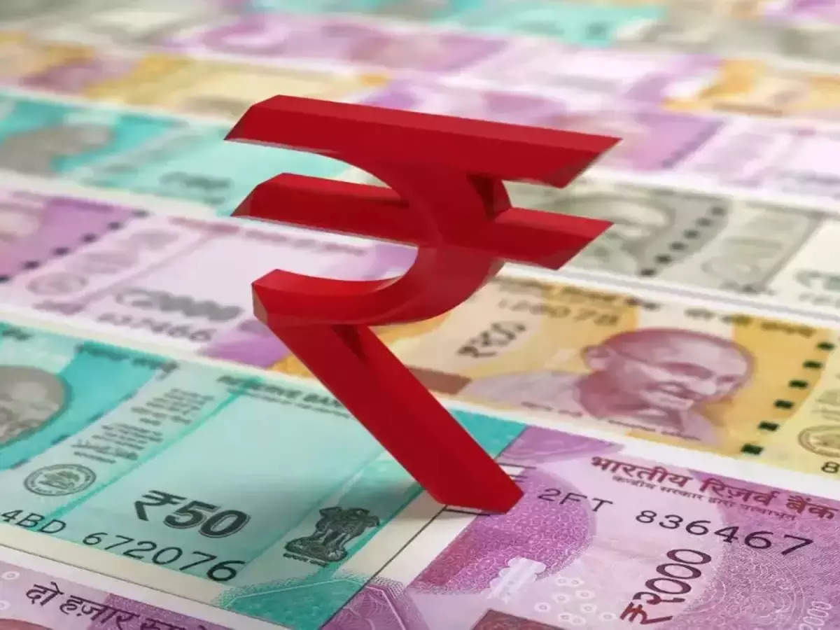 Rupee Recovers 5 Paise From All Time Low To 8365 Against Us Dollar In