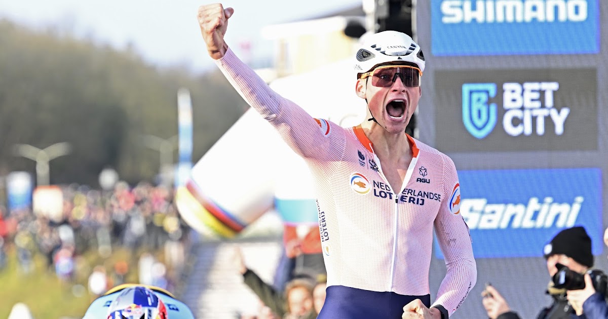 Mathieu Van Der Poel Verrast Wout Van Aert In De Sprint Op Wk