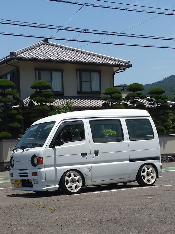 エブリイバンのde5151エブリィ旧車シャコタンに関するカスタム事例｜車のカスタム情報はcartune