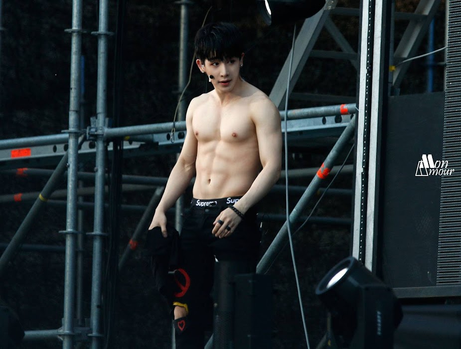 Just 17 Photos Of Sexy Shirtless Korean Men Because Youre Welcome