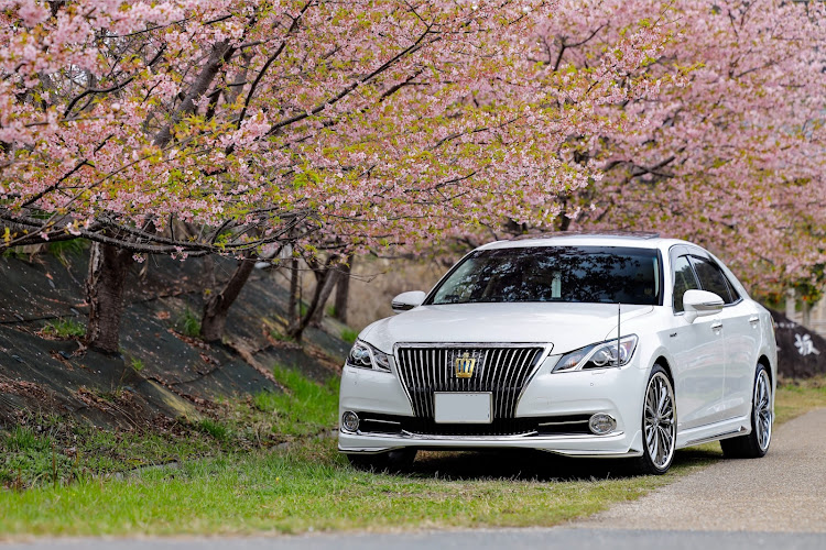 クラウンマジェスタの214マジェスタ・河津桜と愛車・河津桜・ドライブに関するカスタム事例｜車のカスタム情報はcartune