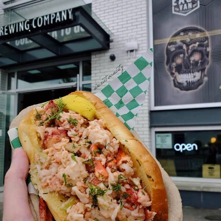 Saltys Lobster Shack And East Van Brewing Restaurant In Vancouver