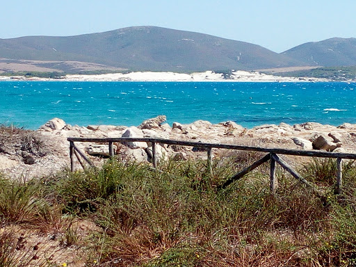 Spiaggia Di Porto Pino Sant Anna Arresi Destimap Destinations On Map