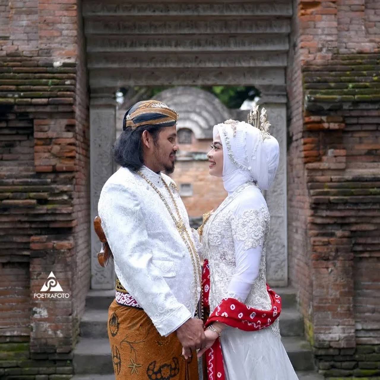 Poetrafoto Wedding Photographer Indonesia Fotografer Foto Pernikahan