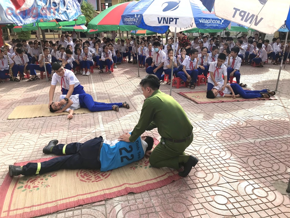 Ngoại Khóa Tuyên Truyền Phòng Chống Tai Nạn đuối Nước Báo Công An