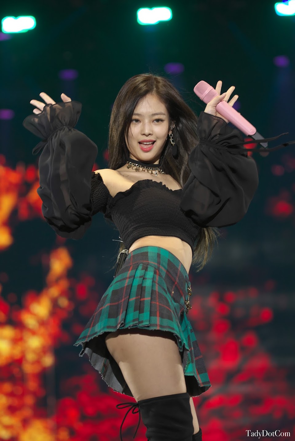 Blackpink Jennies Sexiest Stage Outfit Of All Time 7 Photos