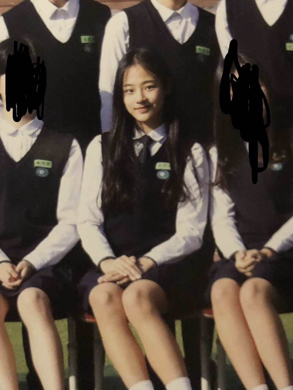 Newjeanss Minji Stuns With Her Gorgeous Looks In Middle School