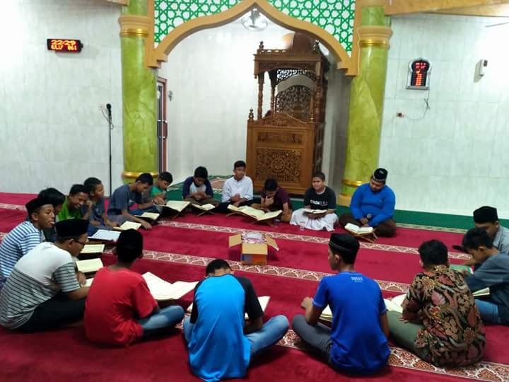 Keutamaan Tadarus Al Quran Di Bulan Ramadhan