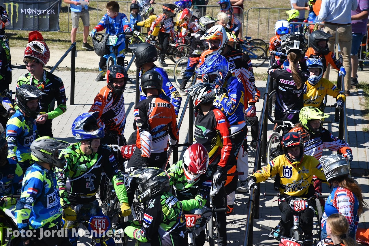 Nieuwe Bmx Baan Van Fietscrossclub Barendrecht Officieel Geopend