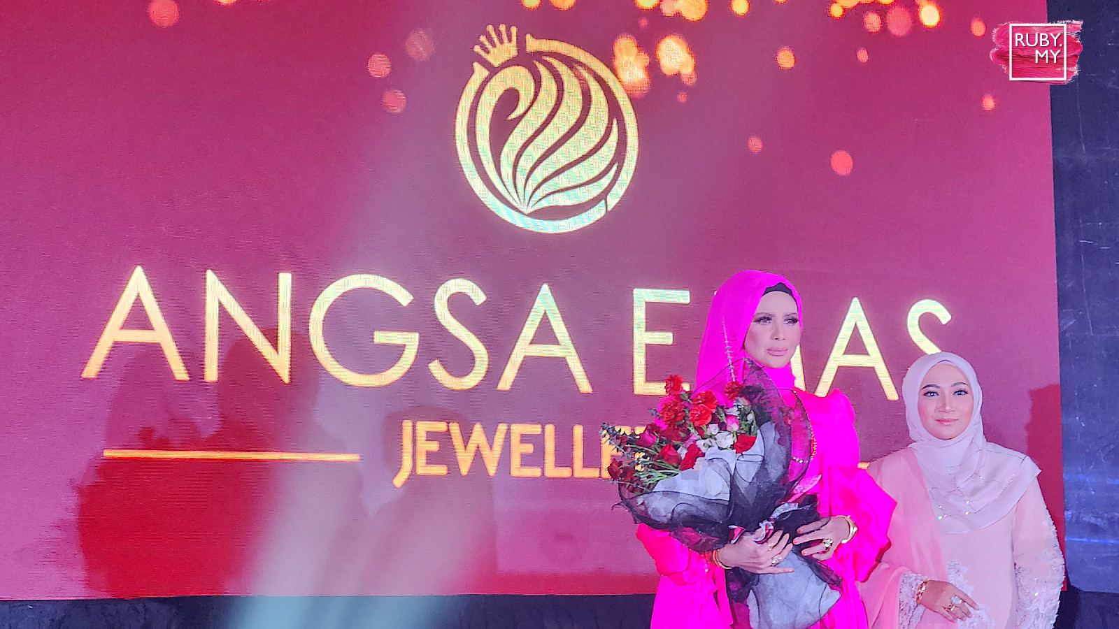 Angsa Emas Jewellery Lancar Keahlian Aej Takaful Dan Rozita Che Wan