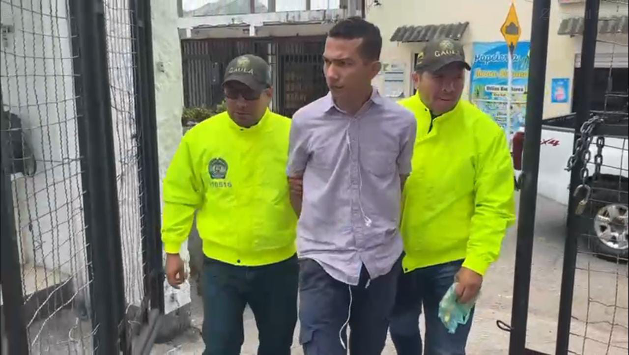 Capturado Por ExtorsiÓn AlÍas El Comandante Jhon Jairo Huilahoycom