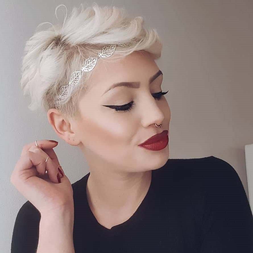 40 Funky Funky Short Pixie Haircut For 2019 Fashionre