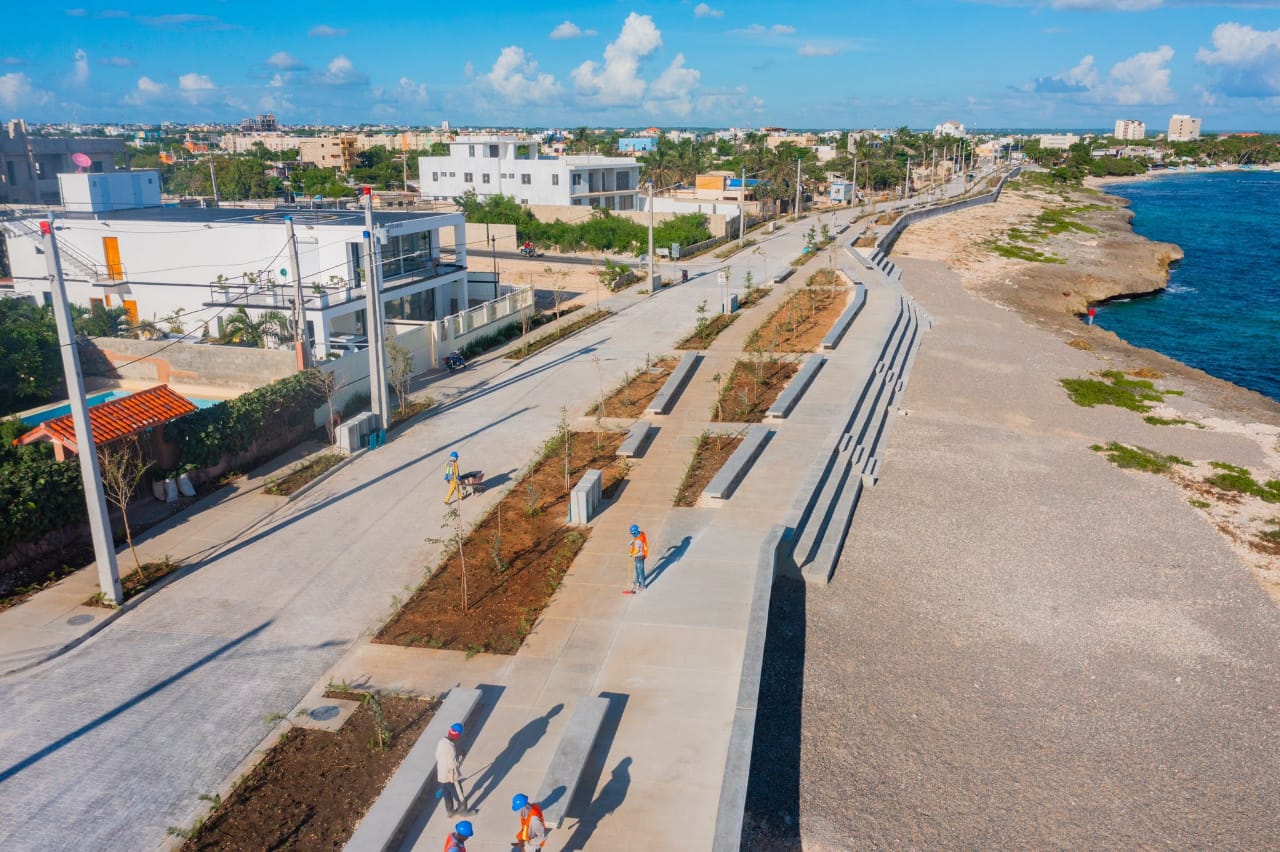 Presidente Abinader Inaugura Nuevo Malecón De Caleta En La Romana 16