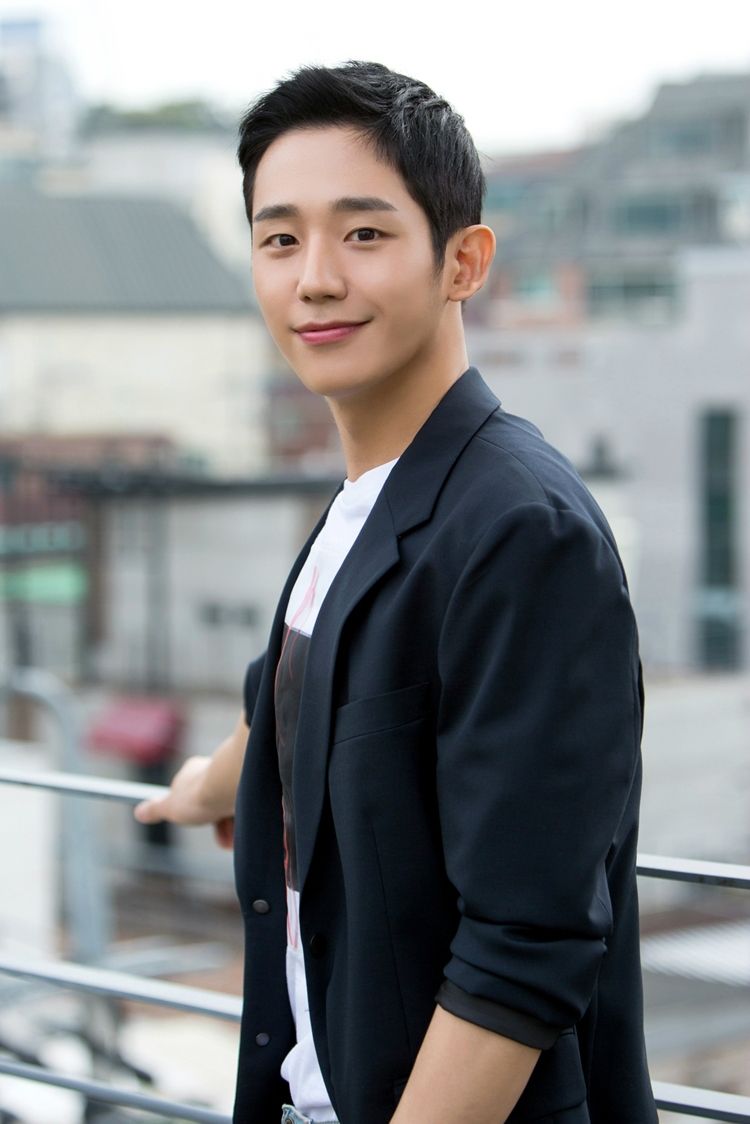 Jung Hae In Reveals The Secret Behind How He Maintains His Outstanding